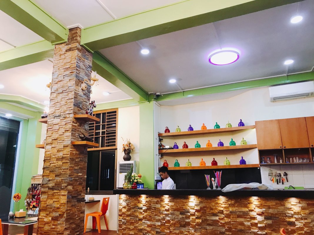 ヤダナーポン・レストラン／Yadanar Pone Restaurant ~ ヤンゴン・ミャンマー情報サイト"みゃんナビ~Myanmar ...
